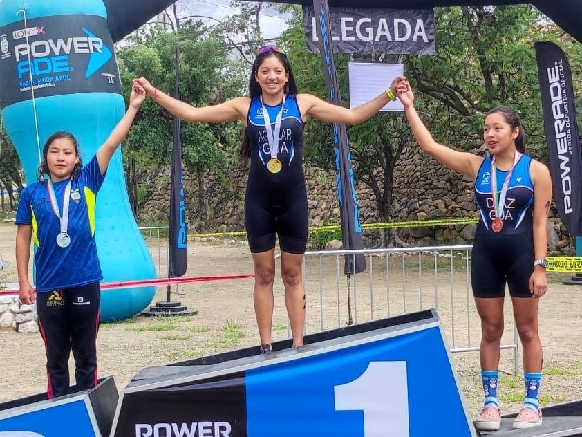 Atletas quetzaltecas triunfan en competencias de Bolivia y Puerto Rico