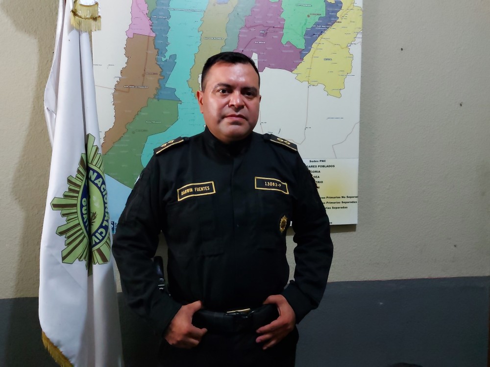 Darwin Fuentes asume como nuevo comisario de la PNC en Suchitepéquez