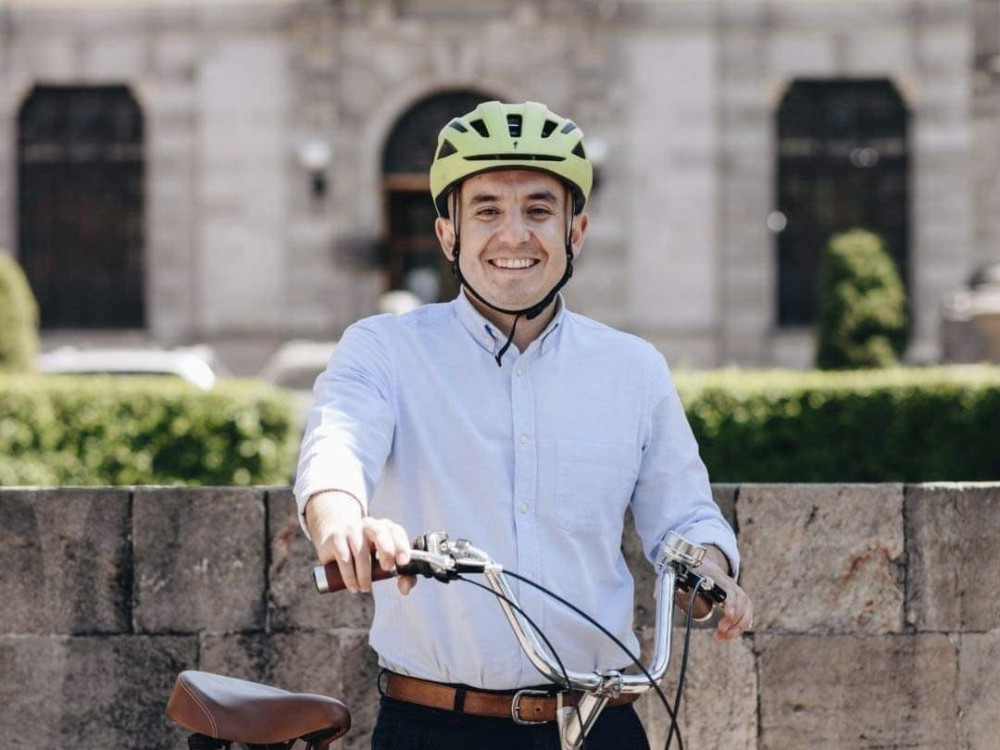 El abogado quetzalteco Aldo Herrera es nombrado como Gobernador de ...