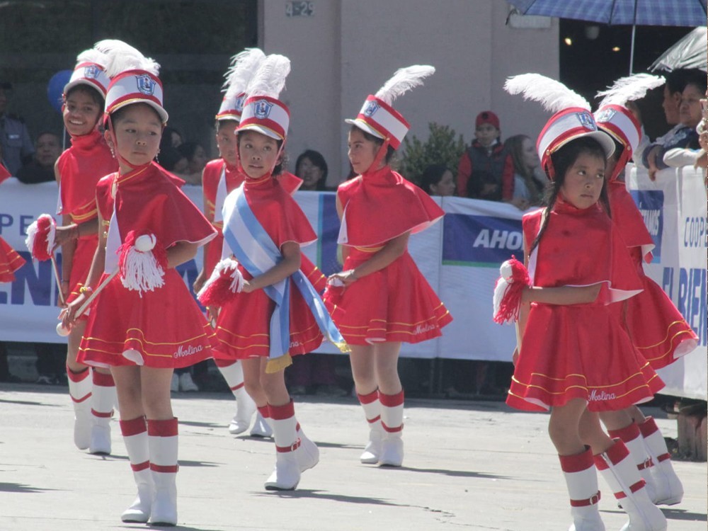 IMÁGENES: Así se vivió el desfile inaugural de Xelafer 2023