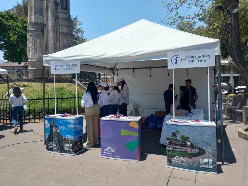 Kiosco informativo atendió a más de tres mil personas en Quetzaltenango