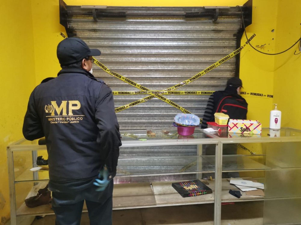 MP y PNC allanan prostíbulo en La Esperanza, Quetzaltenango